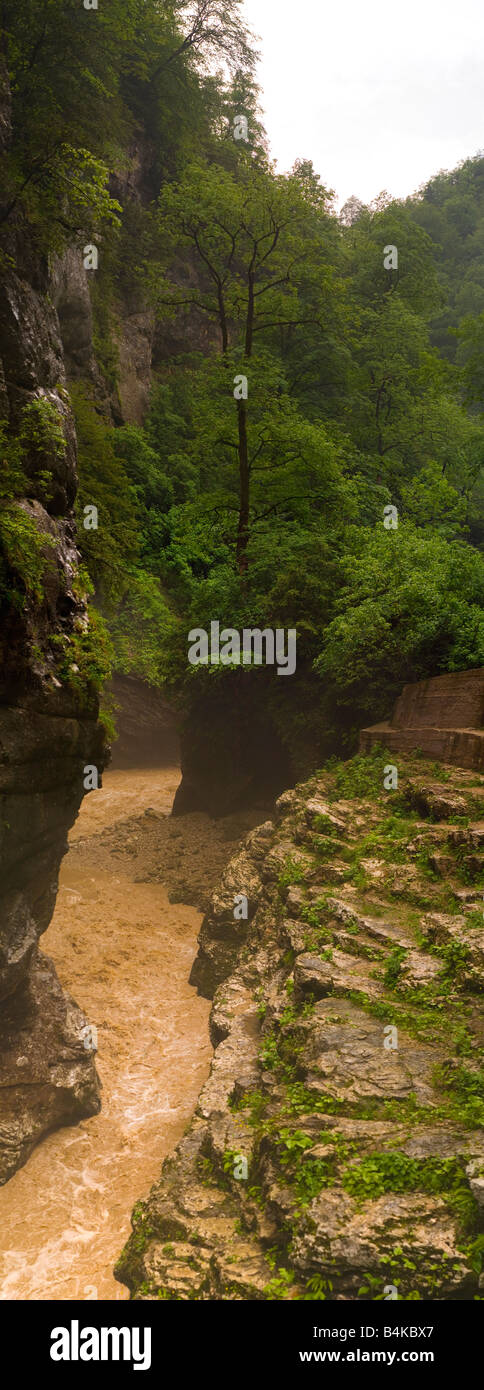 Heavy rain mountain hi-res stock photography and images - Alamy
