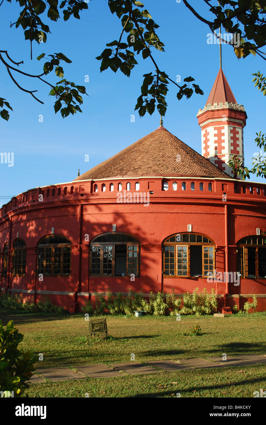 Red palace hi-res stock photography and images - Alamy