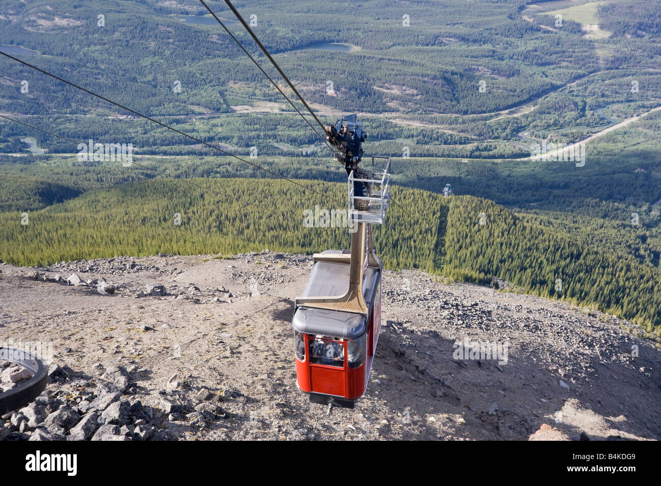 Jasper Tramway to Mount Whistler red cable car in Jasper National Park ...