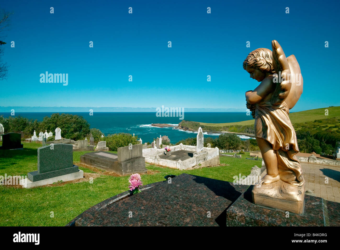 CEMETERY IN GERRINGONG NEW SOUTH WALES AUSTRALIA Stock Photo - Alamy