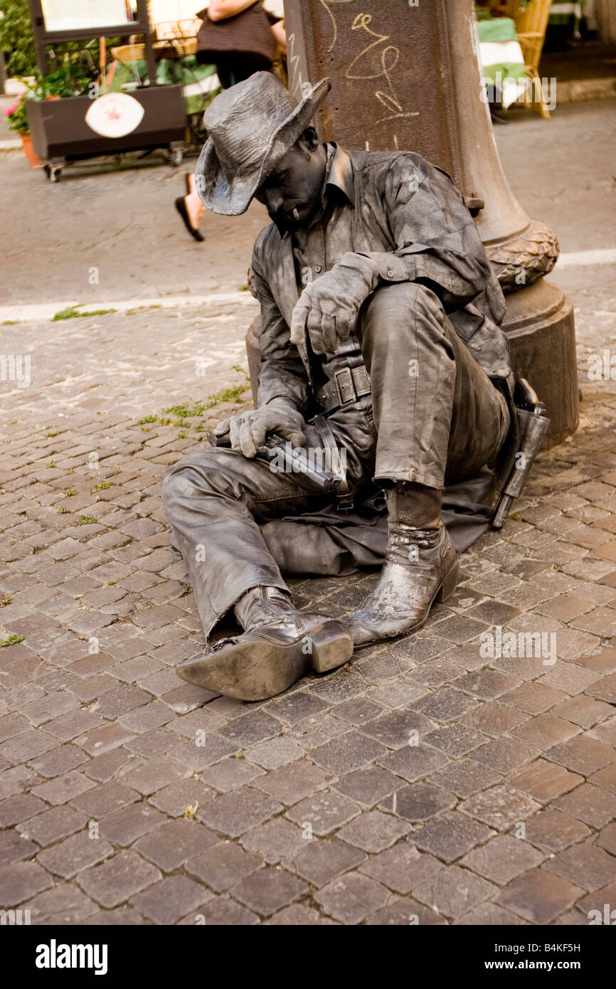 Italy Rome Street performer Human statue Stock Photo - Alamy