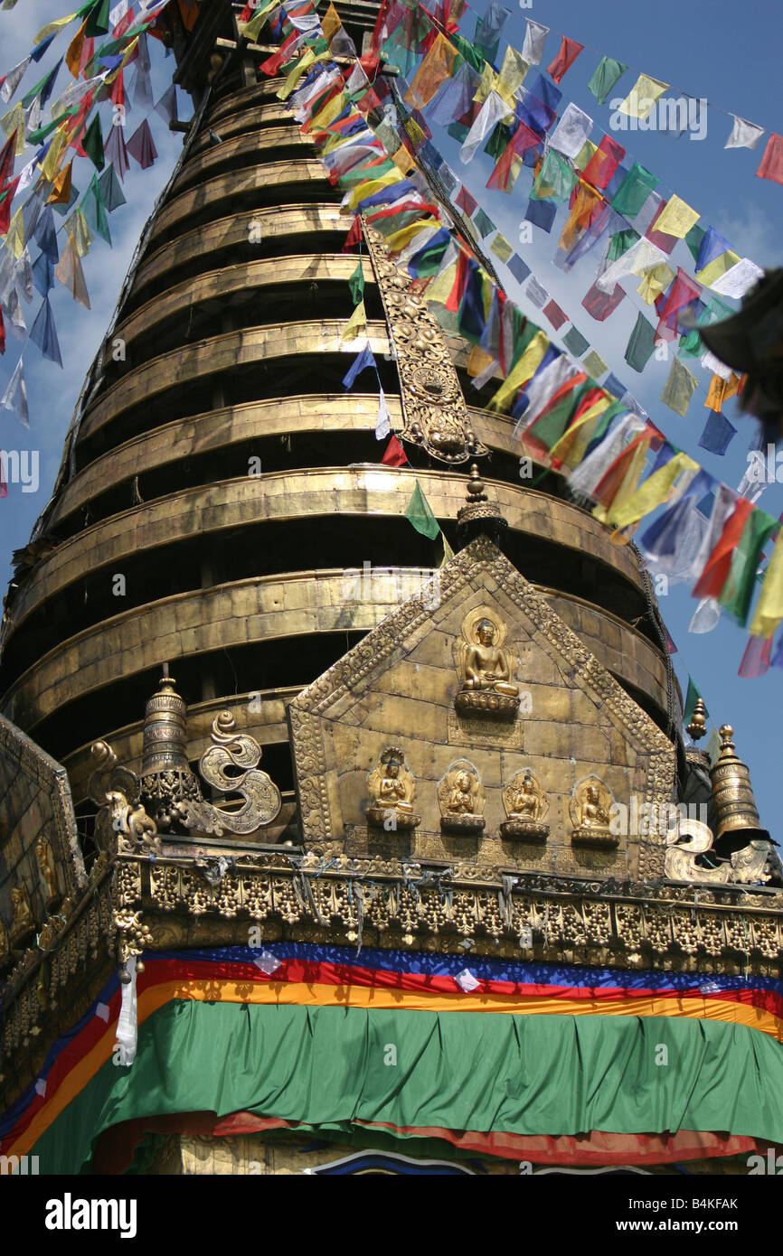 India Buddhist prayer flags Stock Photo - Alamy