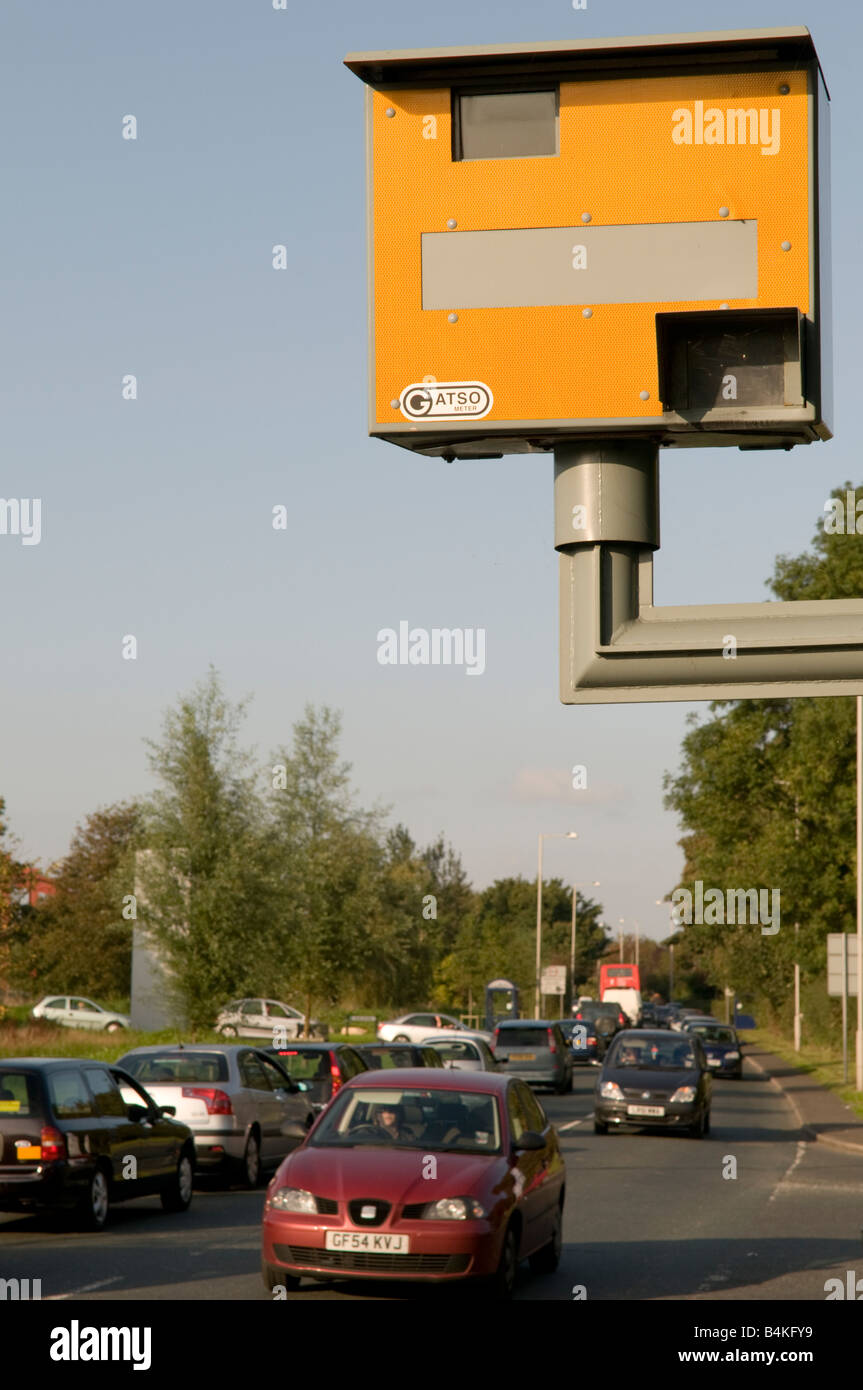 Uk yellow speed camera uk hi-res stock photography and images - Alamy