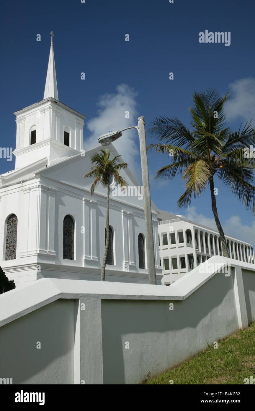 White church methodist church hi-res stock photography and images - Alamy