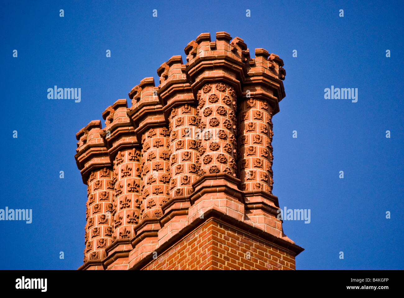 Brick Chimney Uk Stock Photos & Brick Chimney Uk Stock Images - Alamy
