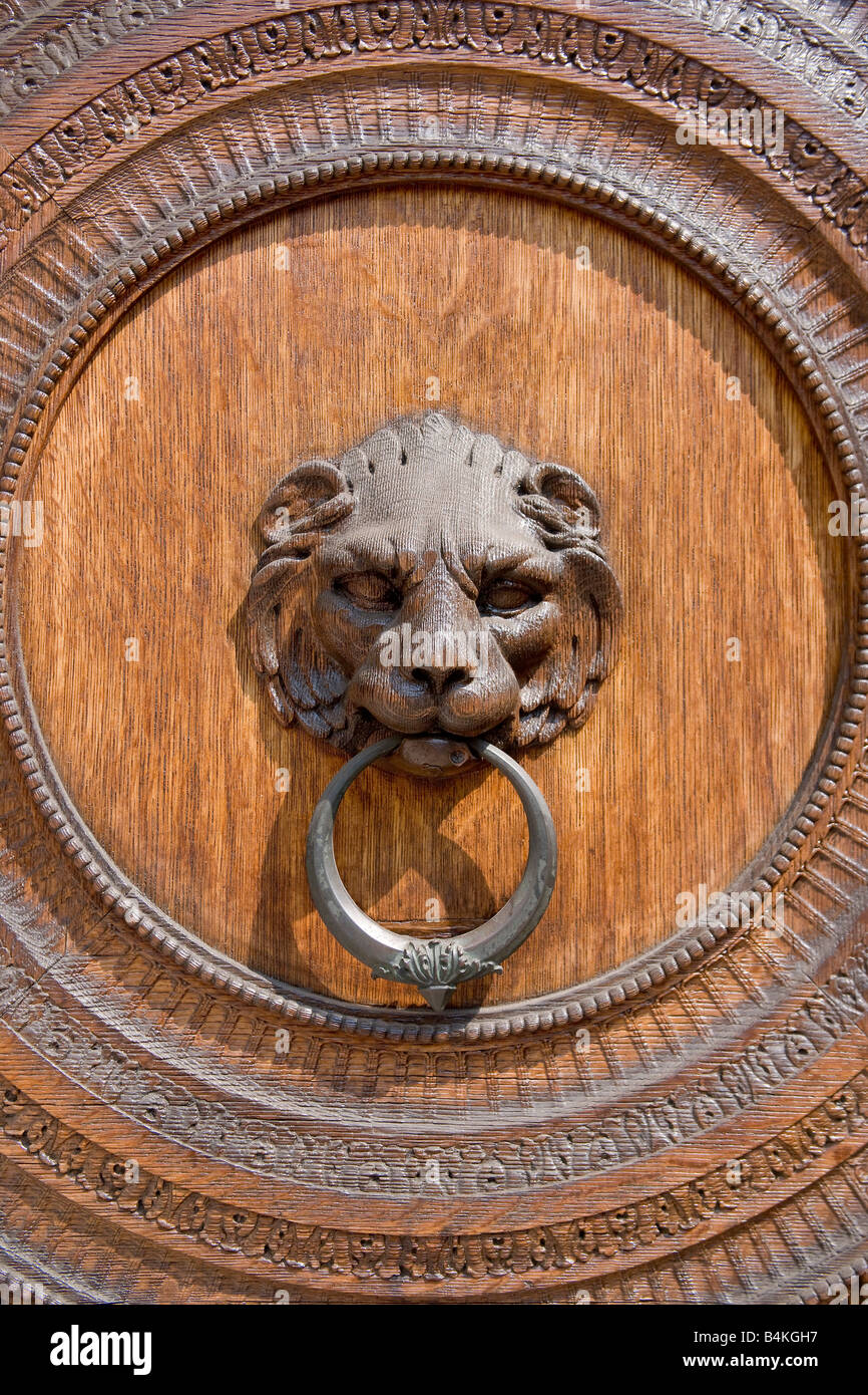 Knocker upper hi-res stock photography and images - Alamy