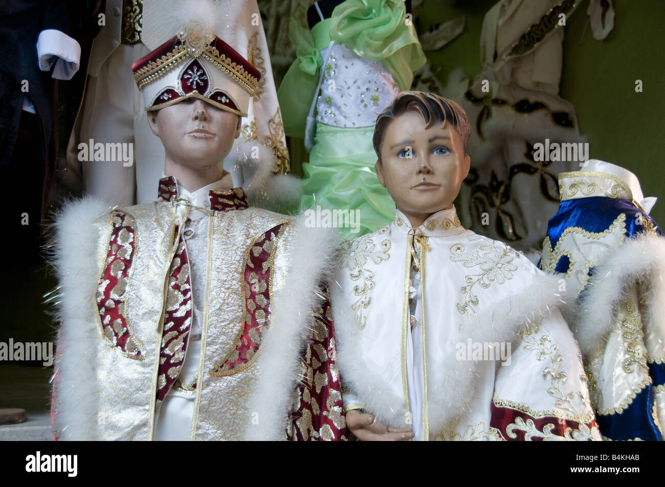 Circumcise circumcision young boy neighbourhood Egyptian Spice Bazaar ...