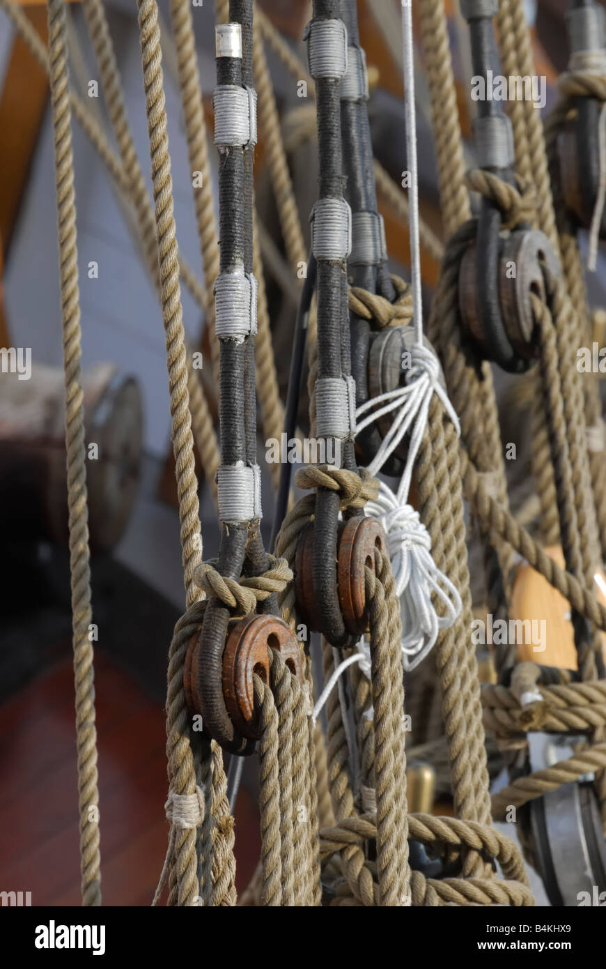 The ropes and blocks Stock Photo - Alamy