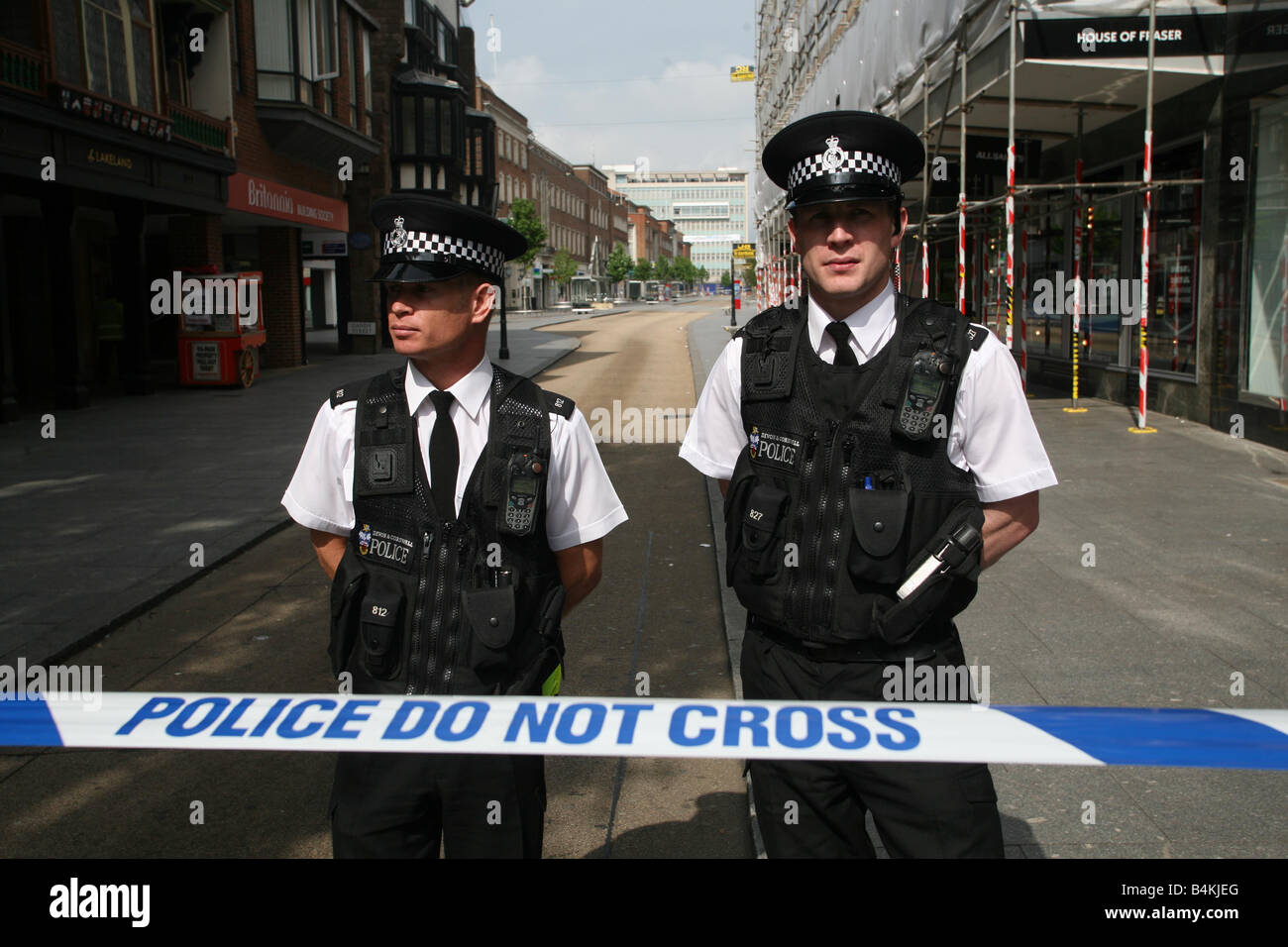 Centre public police hi-res stock photography and images - Alamy