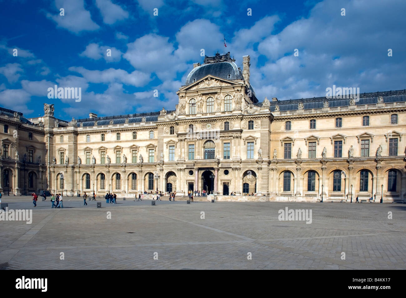 Louvre pavilion hi-res stock photography and images - Alamy