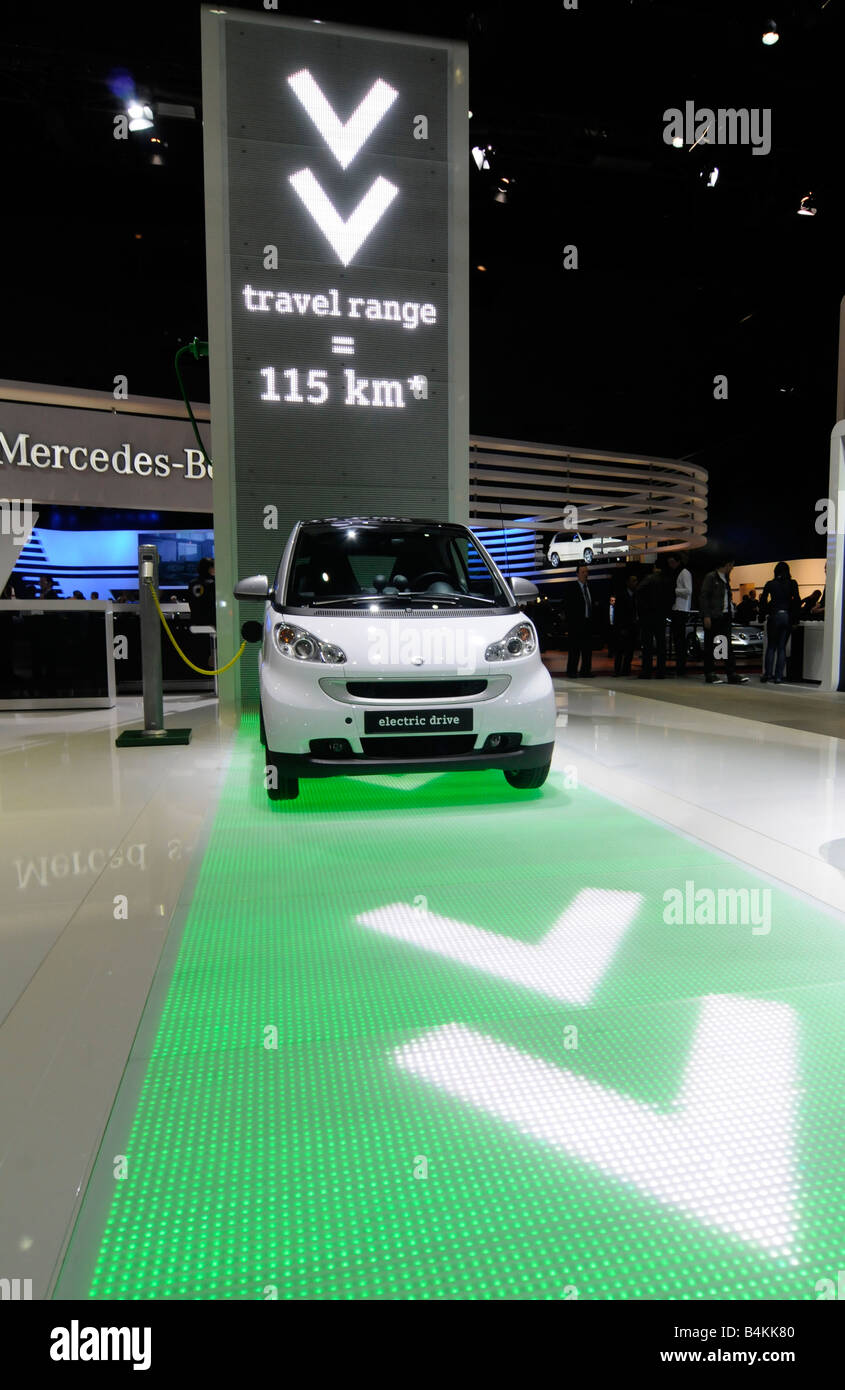 The new "Smart" electric car model displayed by Mercedes during the ...