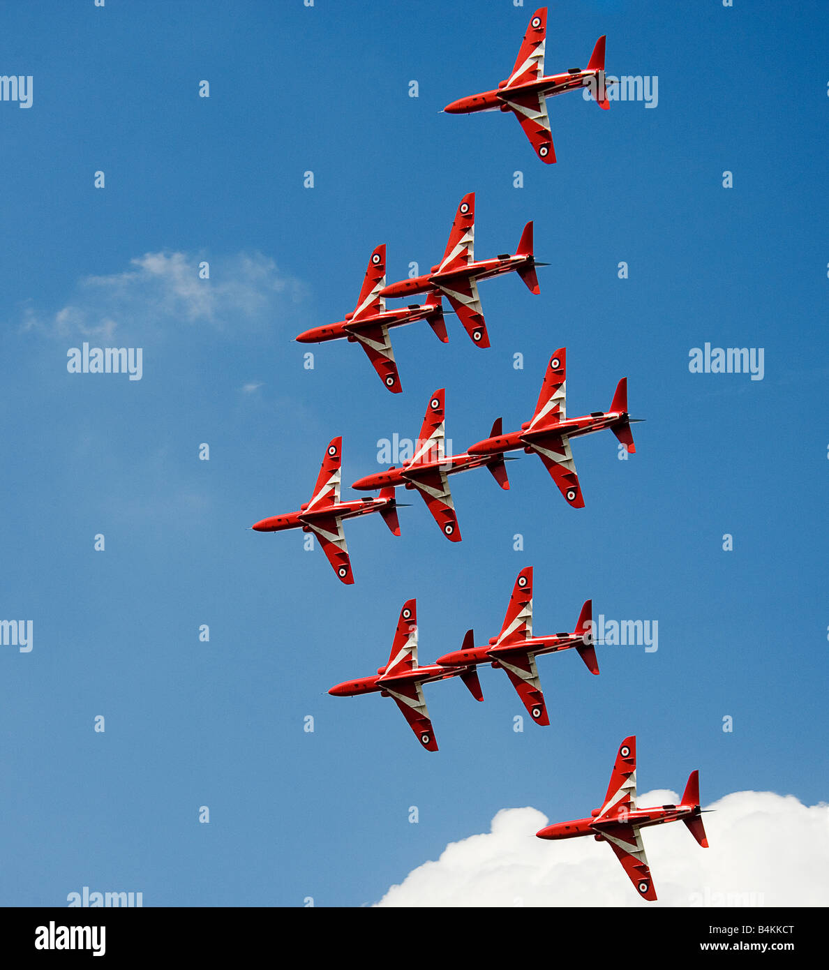 Red Arrows in formation Stock Photo - Alamy