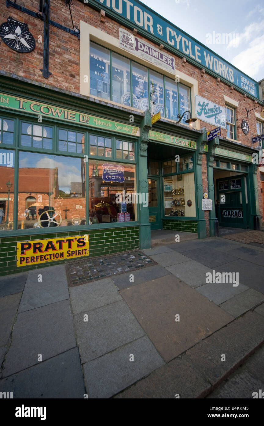 Old garage forecourt circa 1900 Stock Photo - Alamy