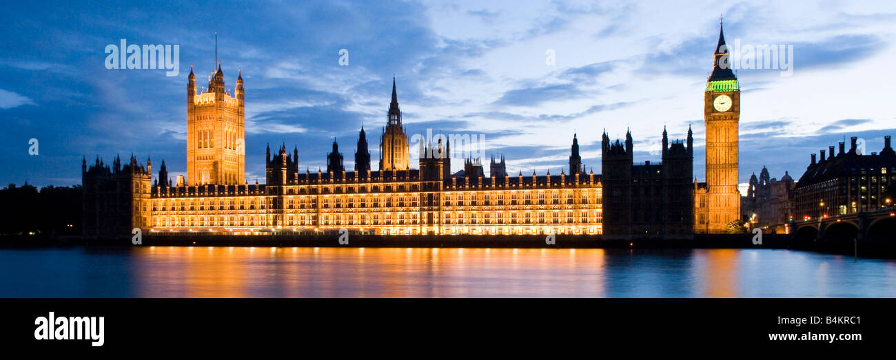 Houses of parliament view hi-res stock photography and images - Alamy