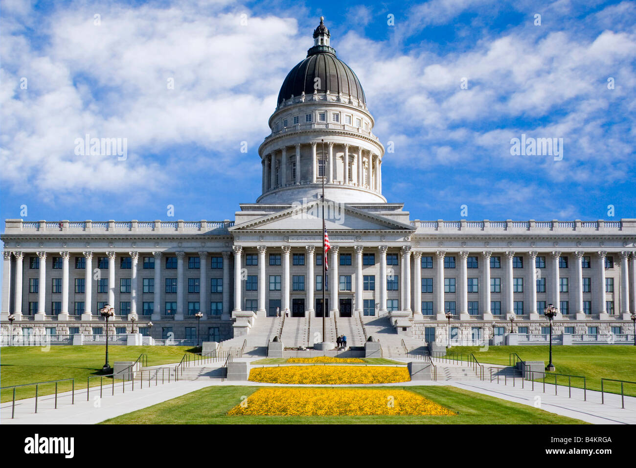 The front facade of the Utah State Capitol building in Salt Lake City ...