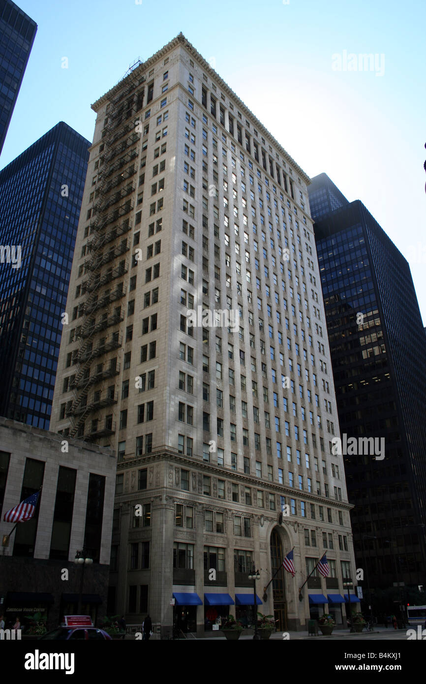 Illinois bell building hi-res stock photography and images - Alamy