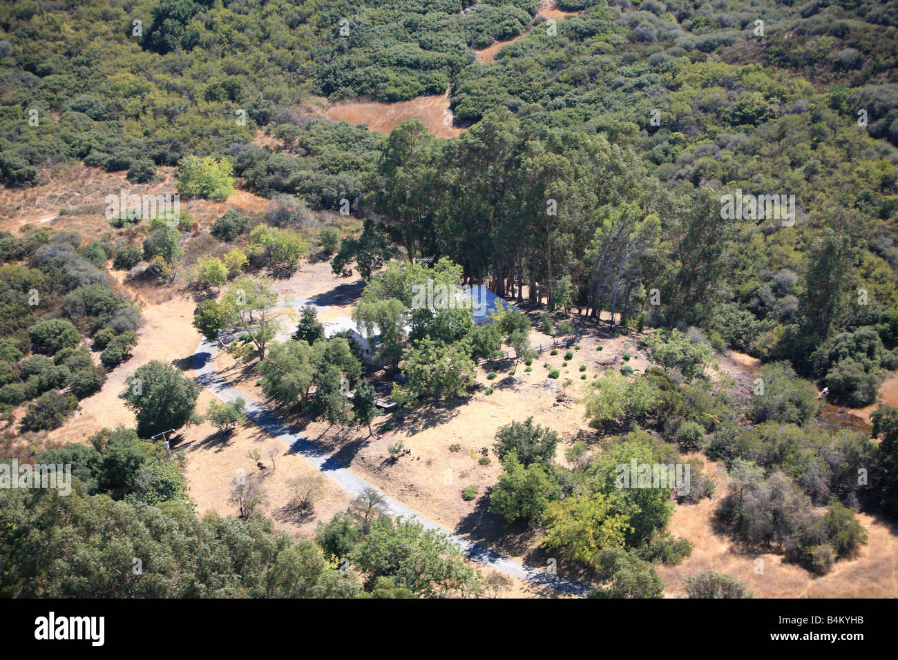 Ranch house aerial hi-res stock photography and images - Alamy