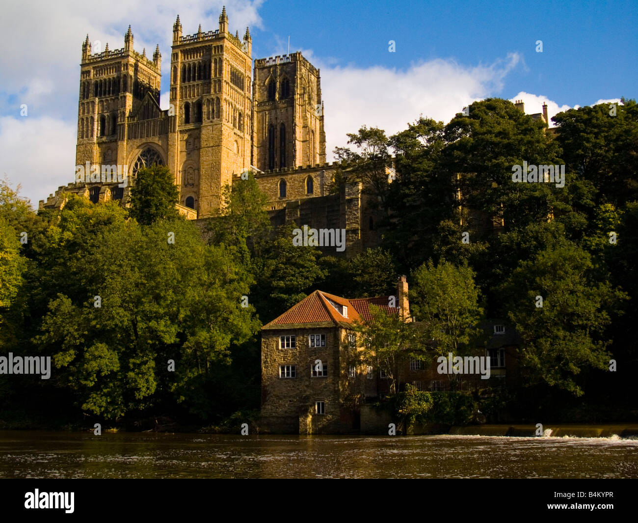 Ancient buildings in durham hi-res stock photography and images - Alamy