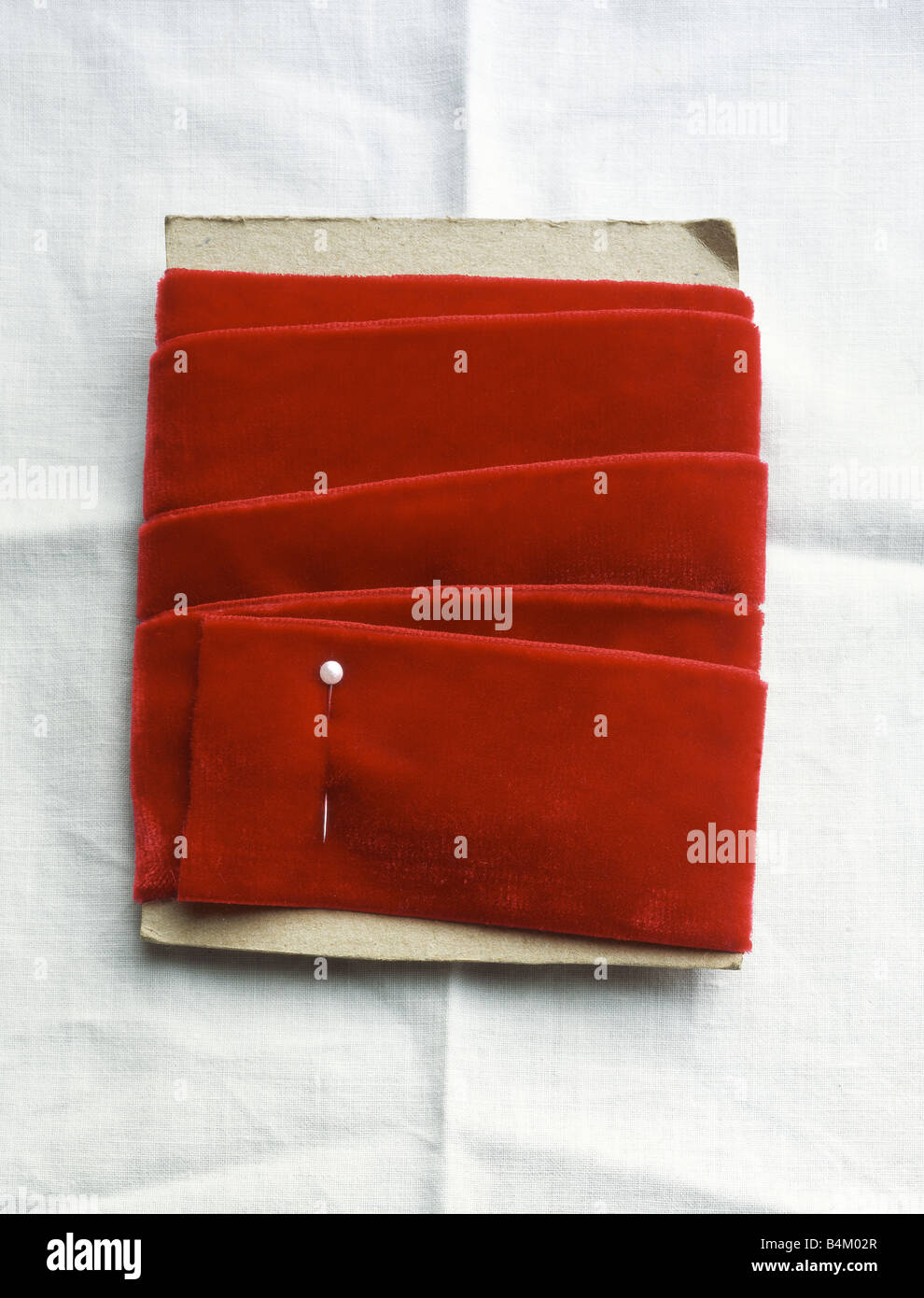 Red velvet ribbon hi-res stock photography and images - Alamy