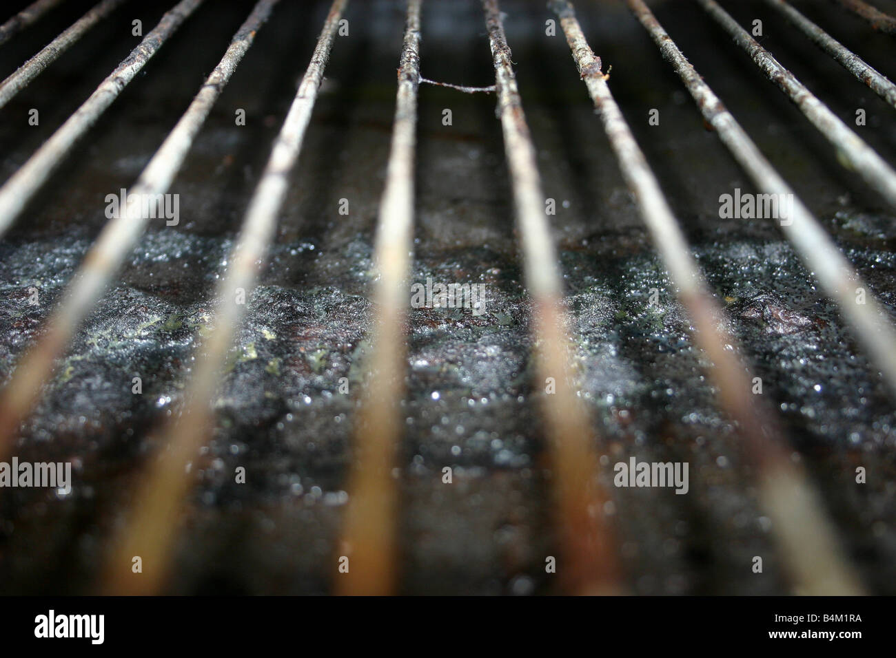 Broken grill hi-res stock photography and images - Alamy