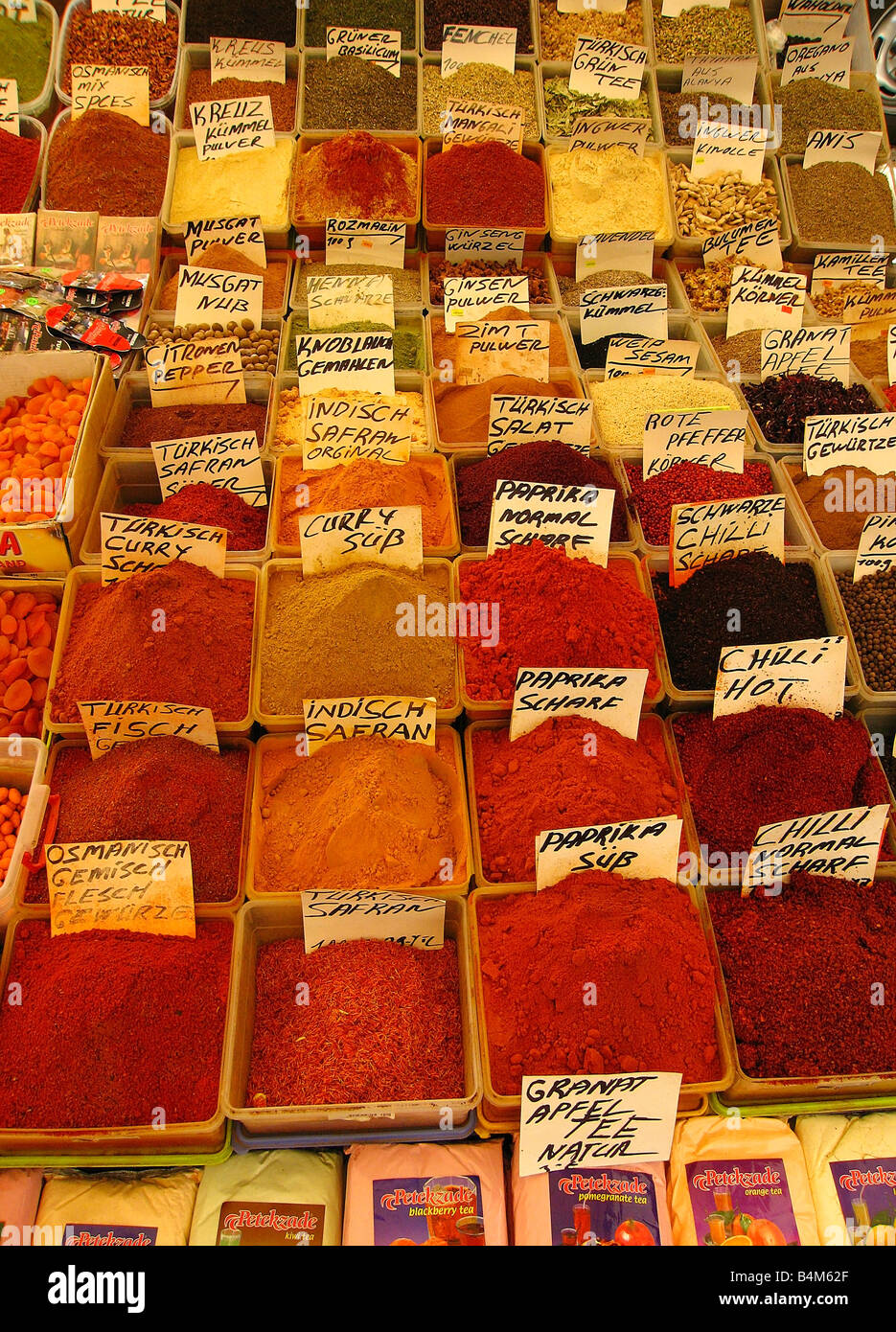 Street bazaar Alanya Turkey Stock Photo - Alamy
