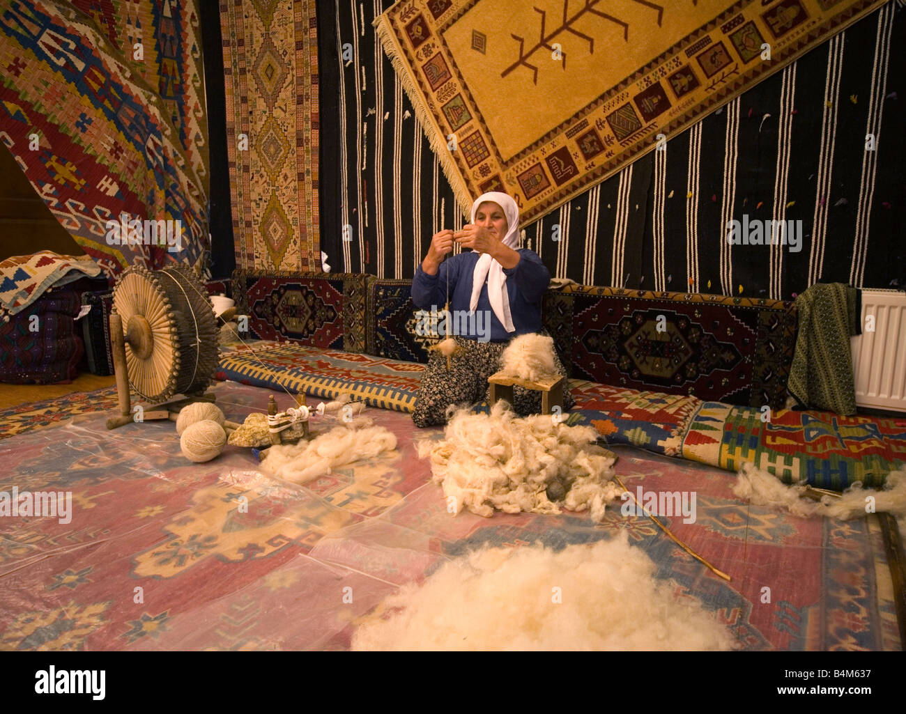Turkey Carpet Factory Stock Photo - Alamy