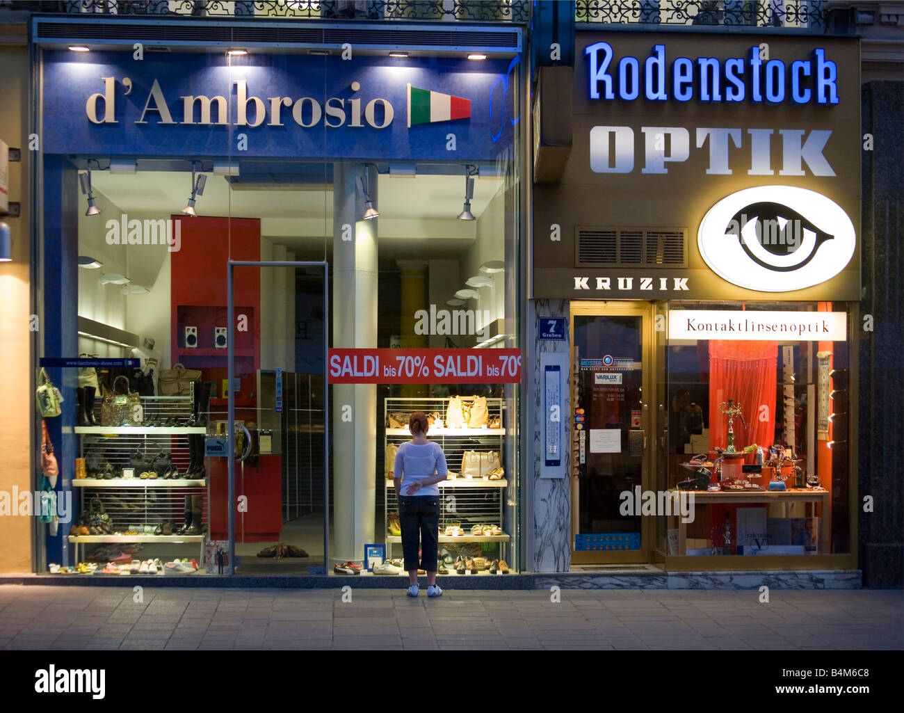 Viennese store culture hi-res stock photography and images - Alamy
