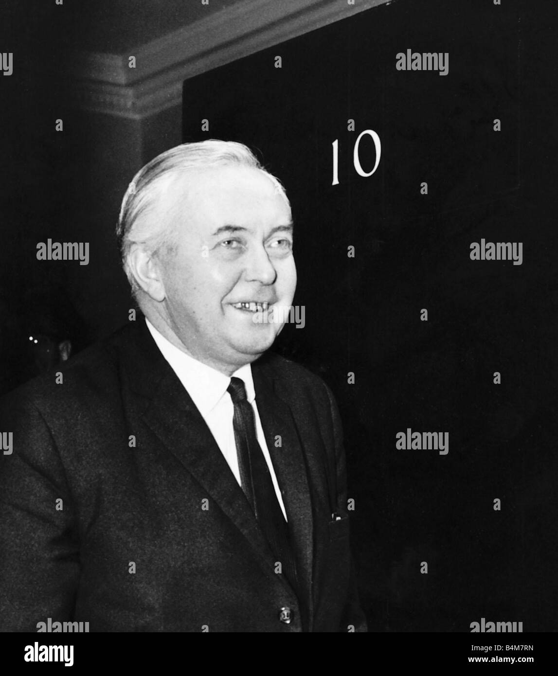 Harold wilson downing street hi-res stock photography and images - Alamy