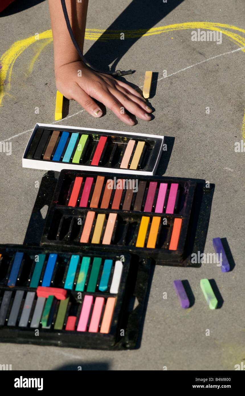 Skillful black chalk hi-res stock photography and images - Alamy