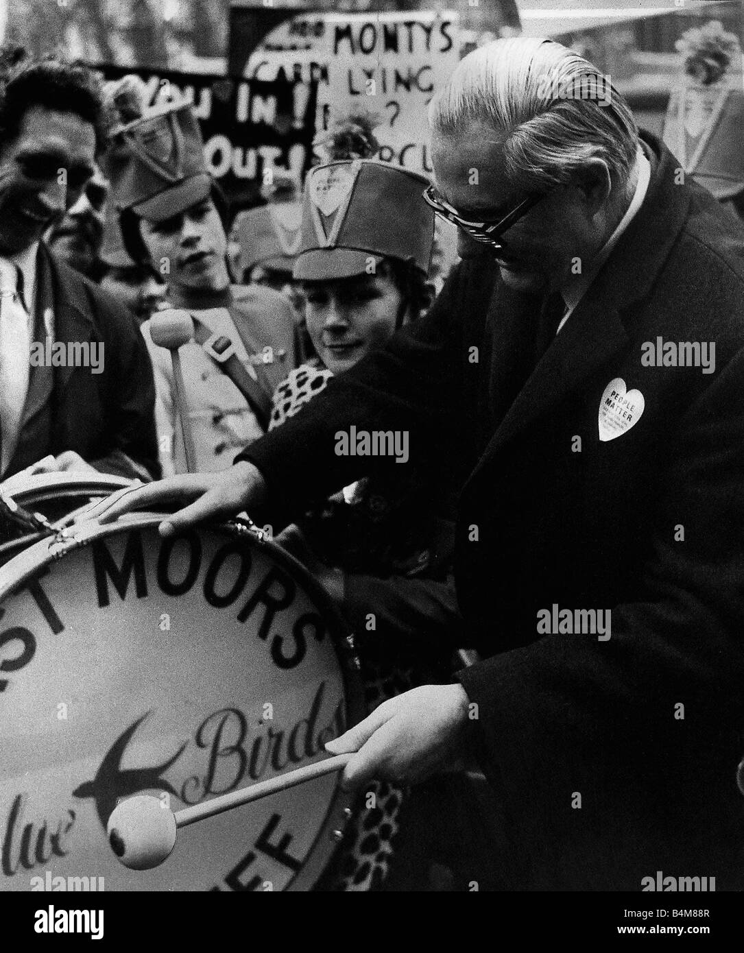 Labour party mp politics 1970s hi-res stock photography and images - Alamy