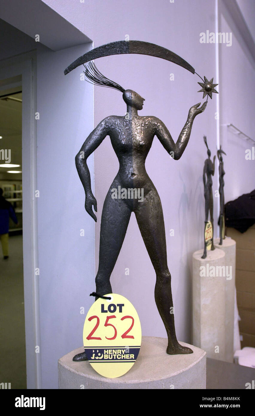 Millennium Dome Auction February 2001 12 000 lots went on public ...