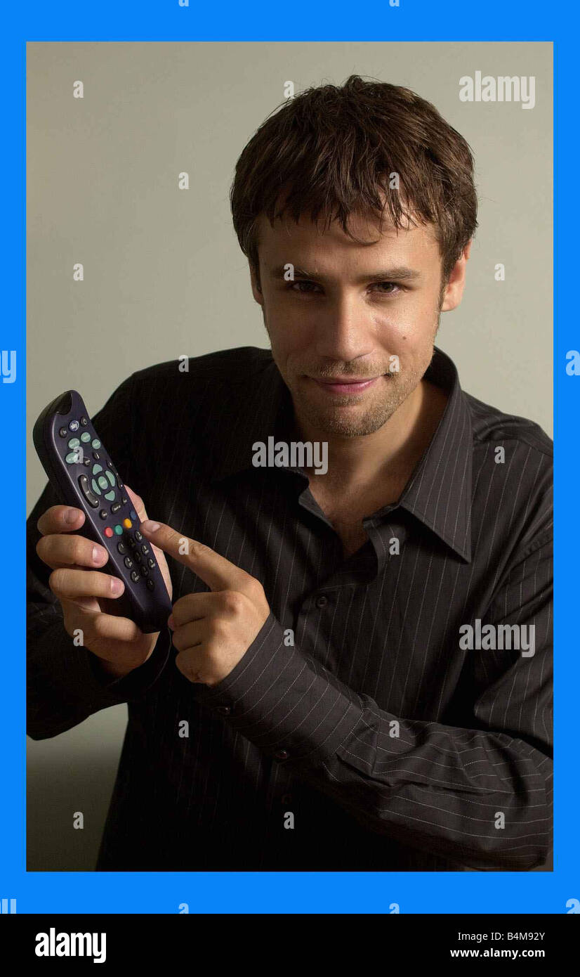 Richard Bacon July 2003 TV presenter and Bushell Columnist Stock Photo ...