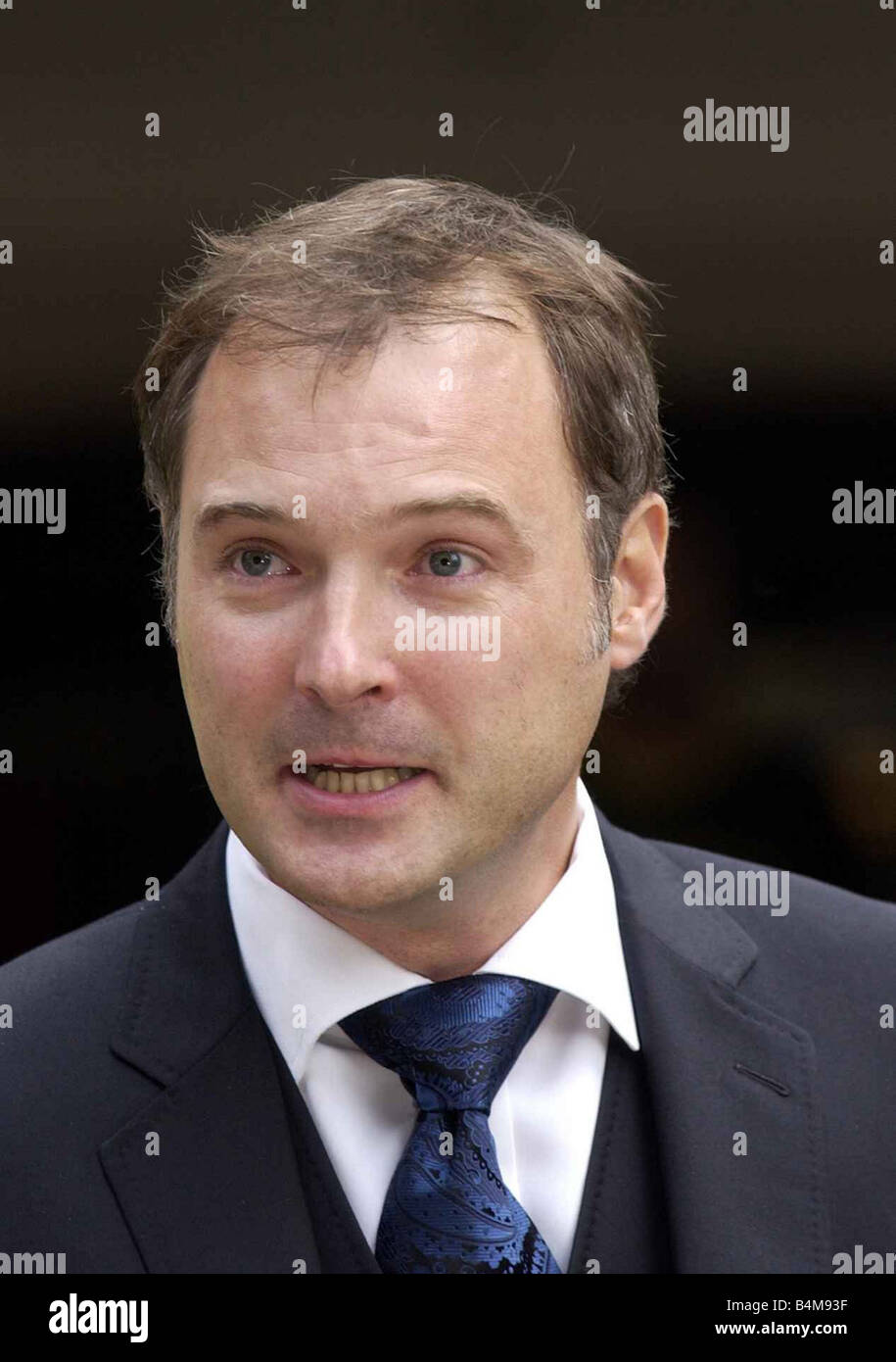 John Leslie TV Presenter July 2003 at Southwark Crown Court Stock Photo - Alamy