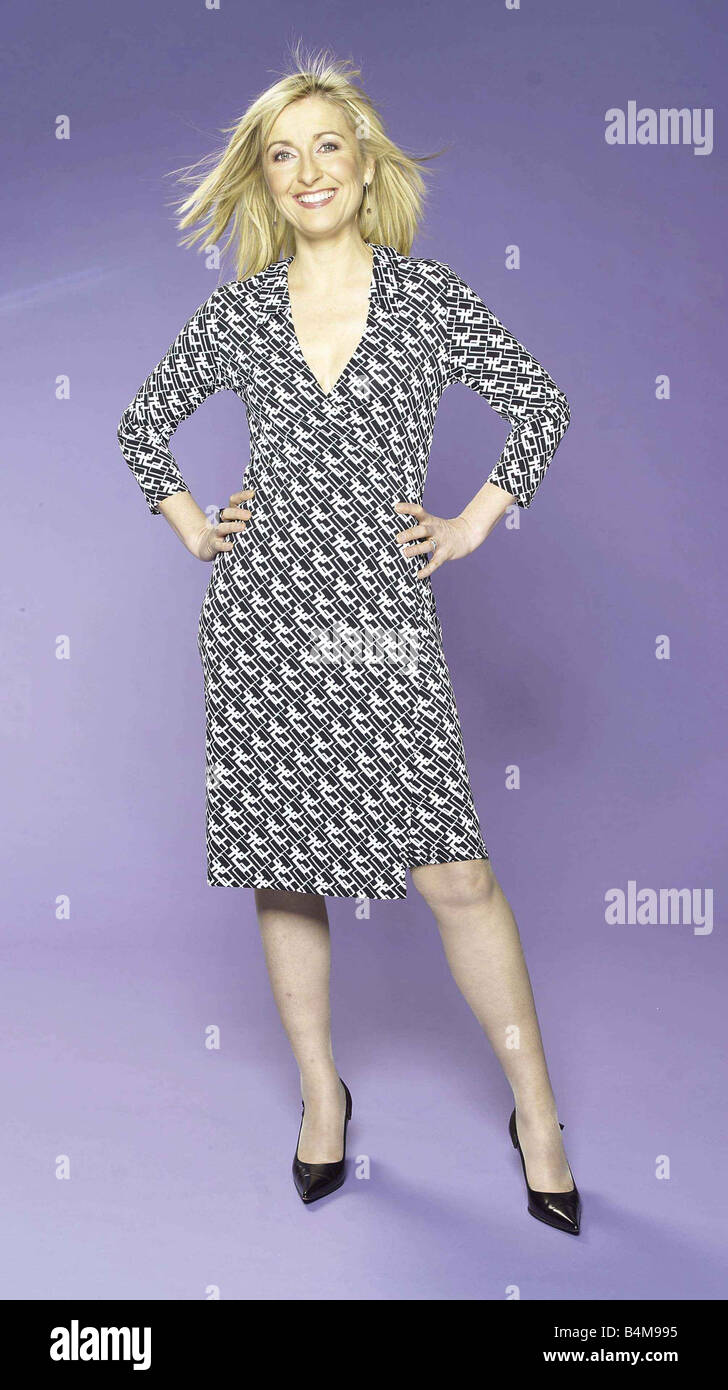 Fiona Phillips January 2004 TV presenter Daily Mirror columnist ...