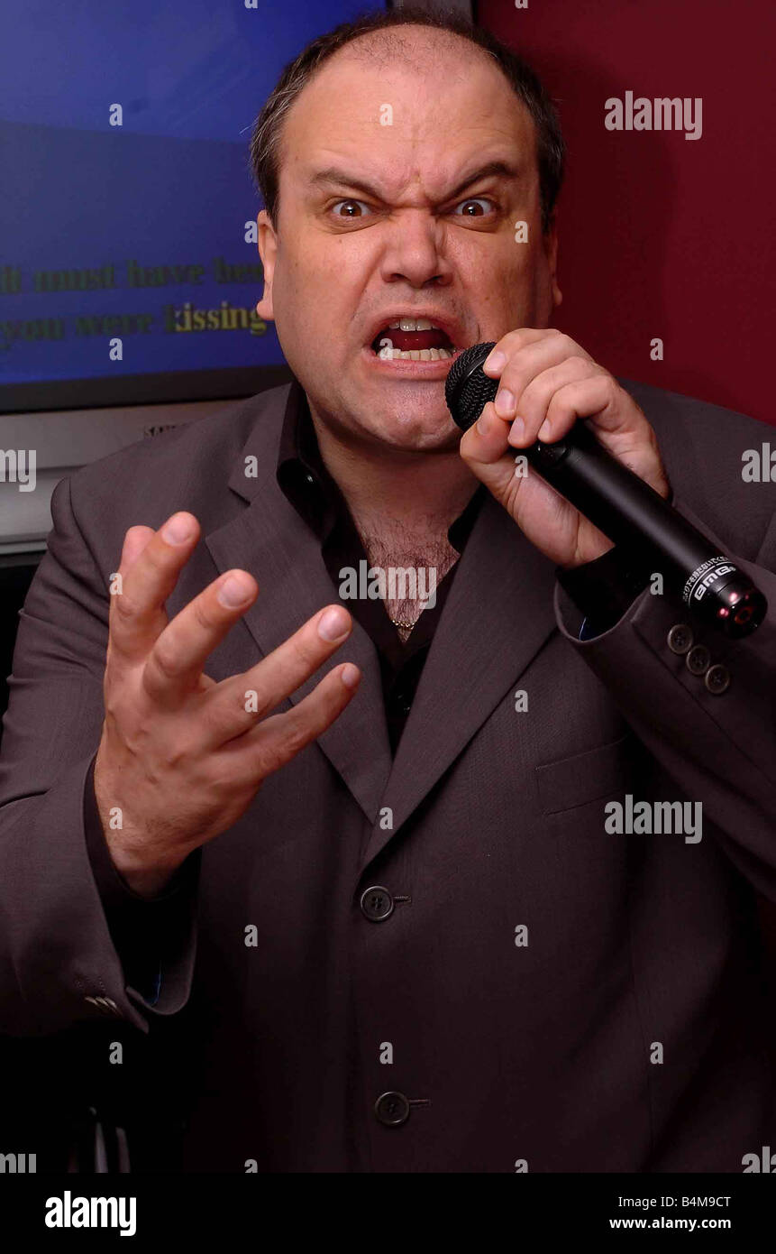 Actor and TV Presenter Shaun Williamson sings Meatloaf karaoke singing ...
