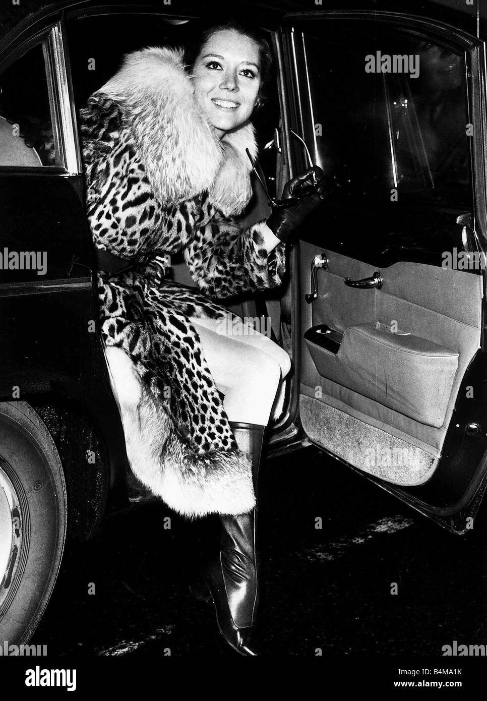 Diana rigg hi-res stock photography and images - Alamy