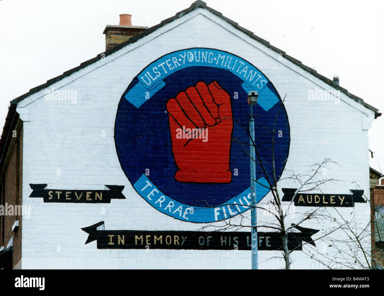 Ulster Young Militants Mural in Belfast mural in memory of Steven ...