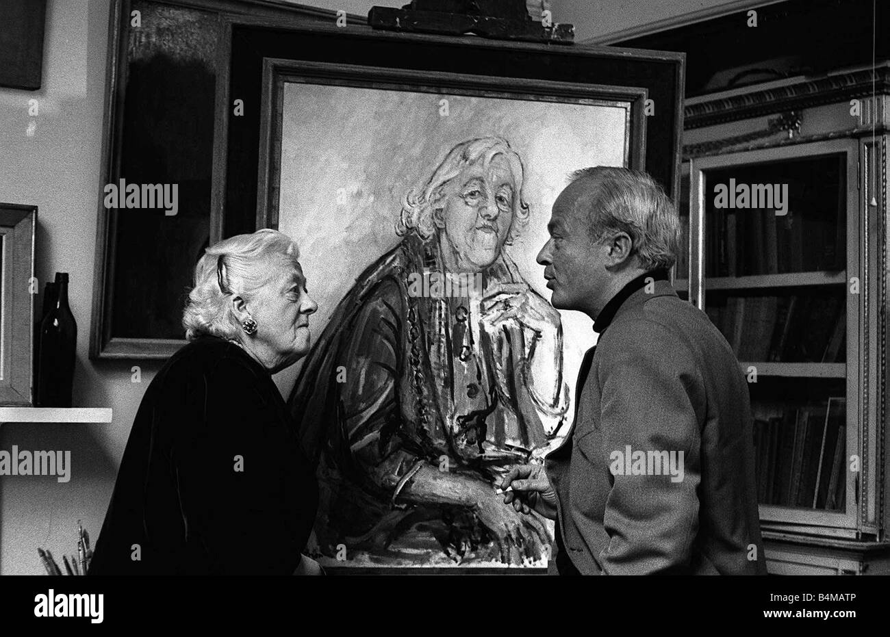 Margaret Rutherford actress Oct 1963 with Alex Portner artist who ...