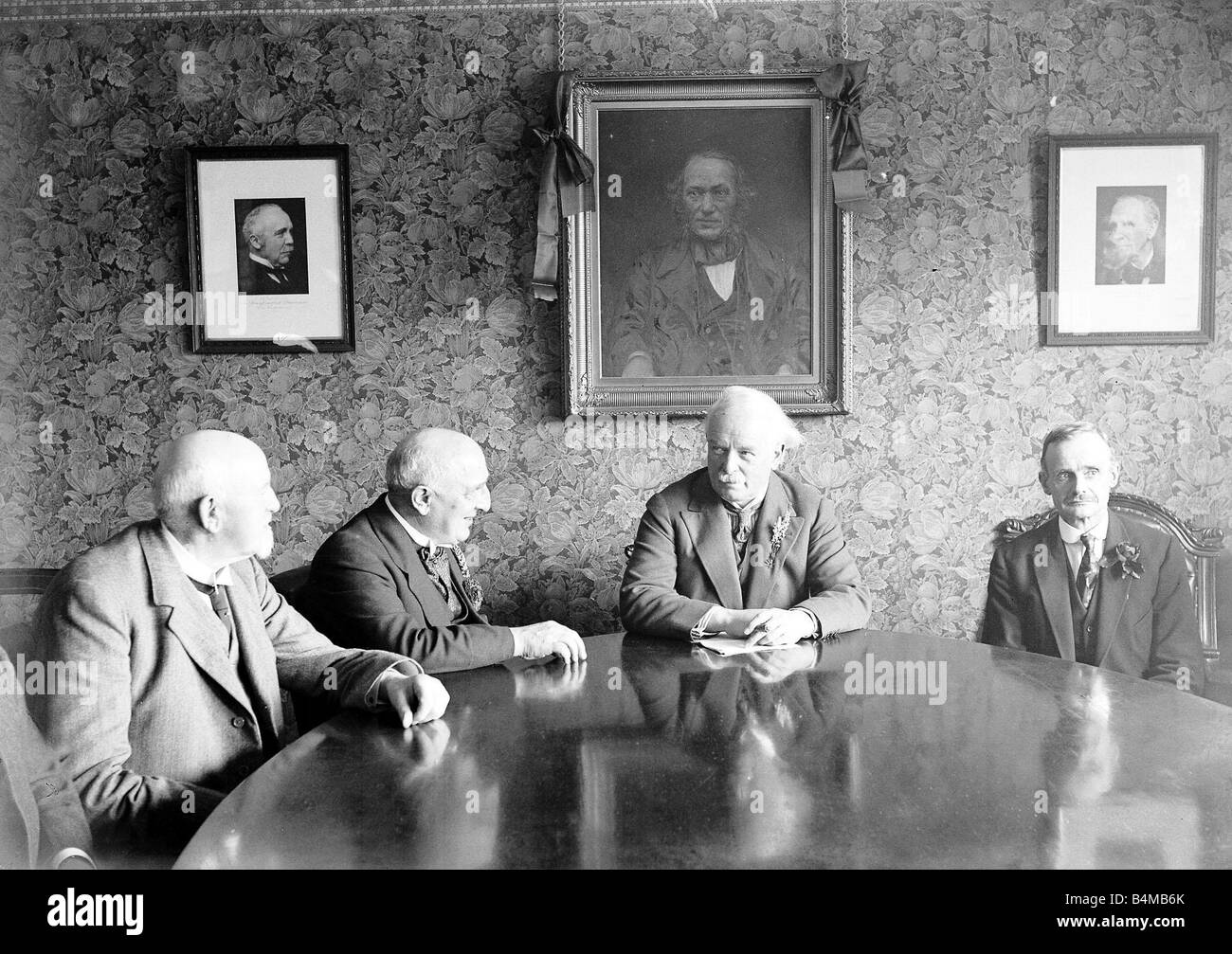 David Lloyd George Black and White Stock Photos & Images - Alamy