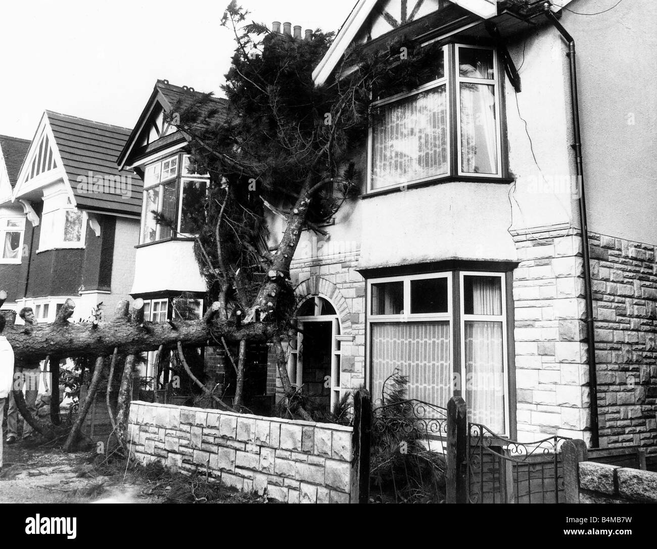 Damage at Langton Green Kent following the hurricane force winds on the ...