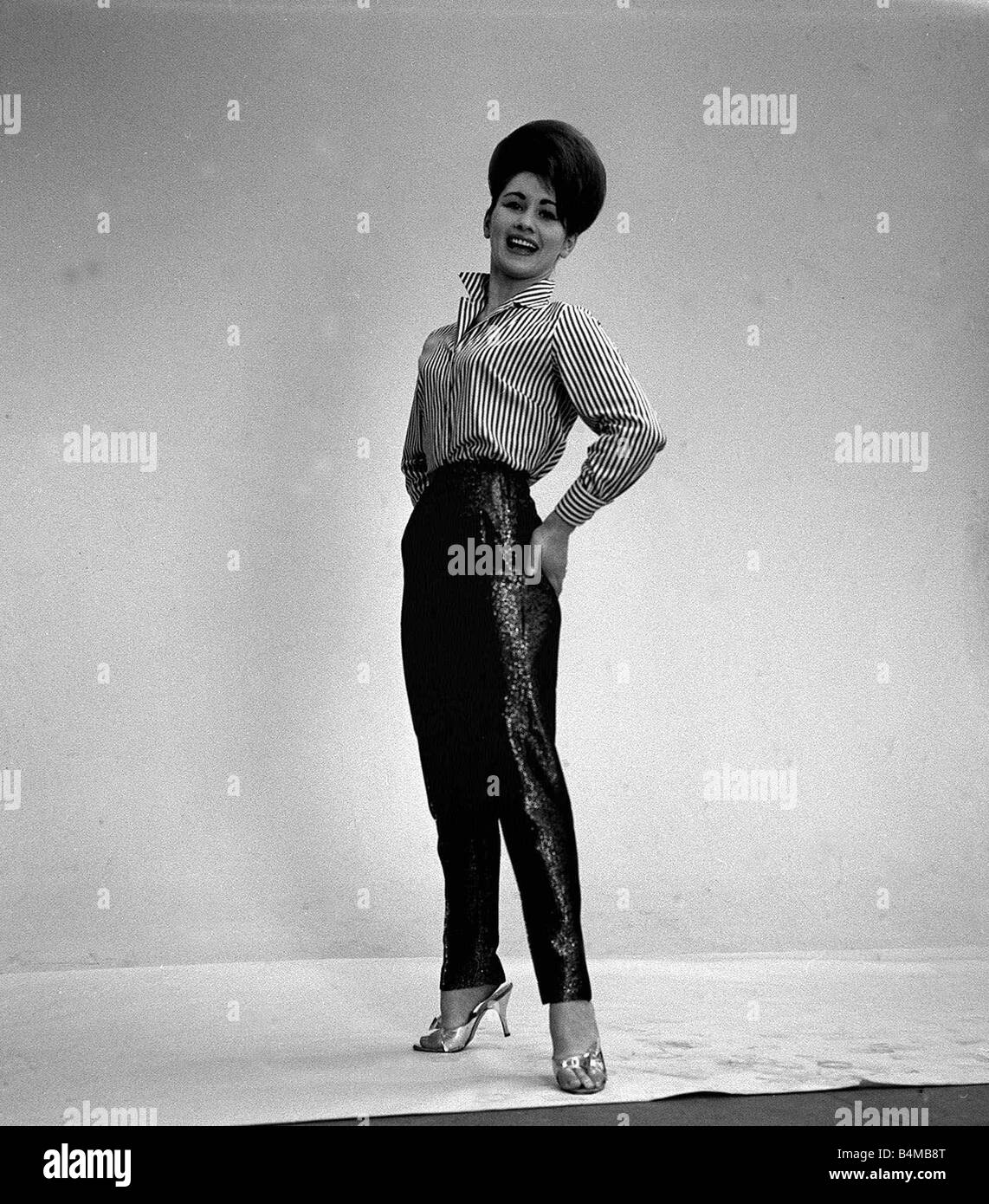 Elizabeth Kent January 1963 Actress Stock Photo - Alamy