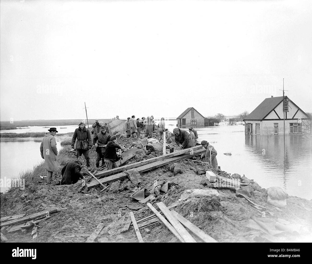 Flooding caused havoc Black and White Stock Photos & Images - Alamy