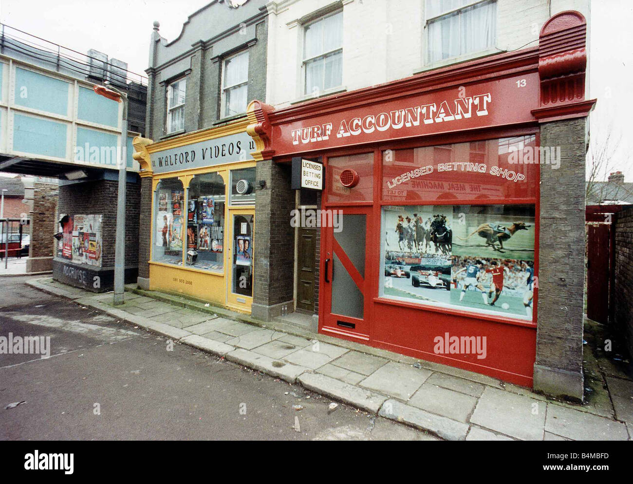 Eastenders albert square hi-res stock photography and images - Alamy