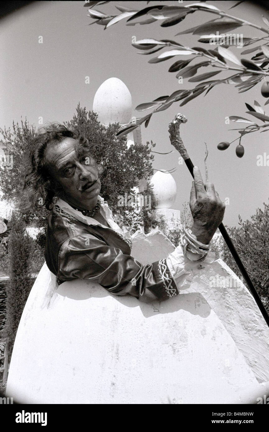Salvador Dali Spanish Surrealist Painter 1904 1989 A flamboyant painter ...