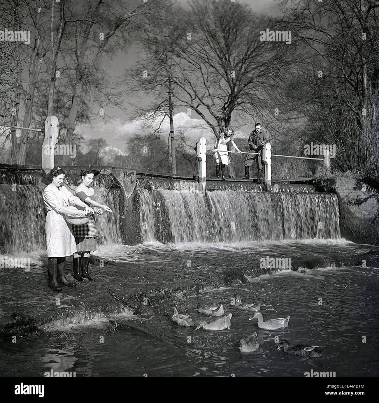 Girls dancing on spring hi-res stock photography and images - Alamy