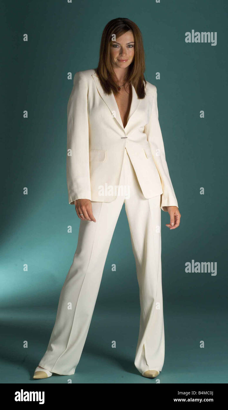 Suzi Perry June 2002 TV Presenter Studio Pix Stock Photo - Alamy