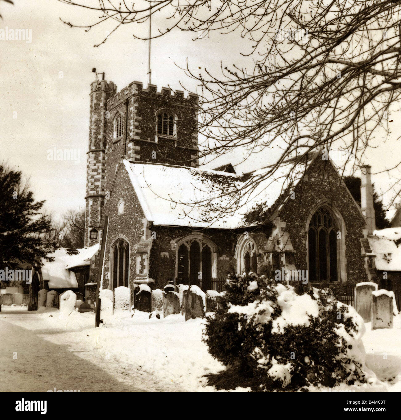 Hadley Common Hertfordshire Weather Winter Scenes Snow Trees Hadley ...