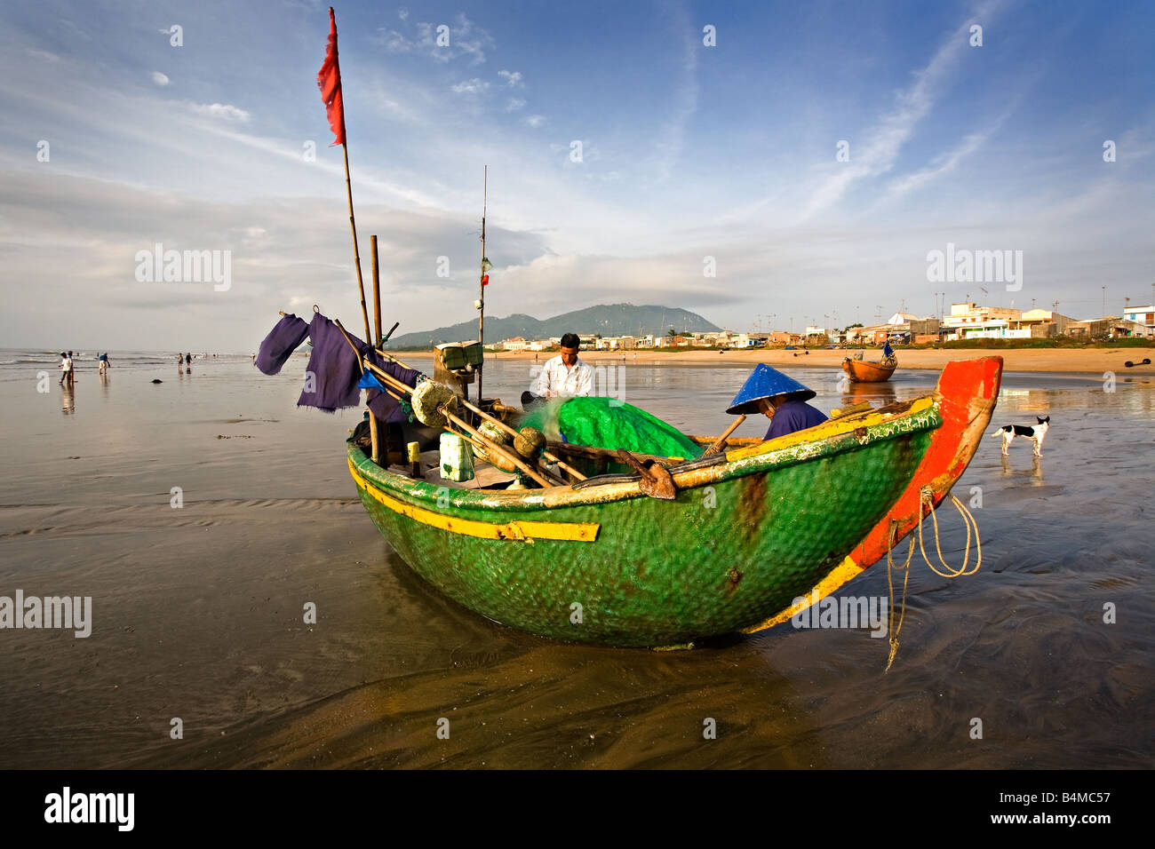 Tradtional fishing boat hi-res stock photography and images - Alamy