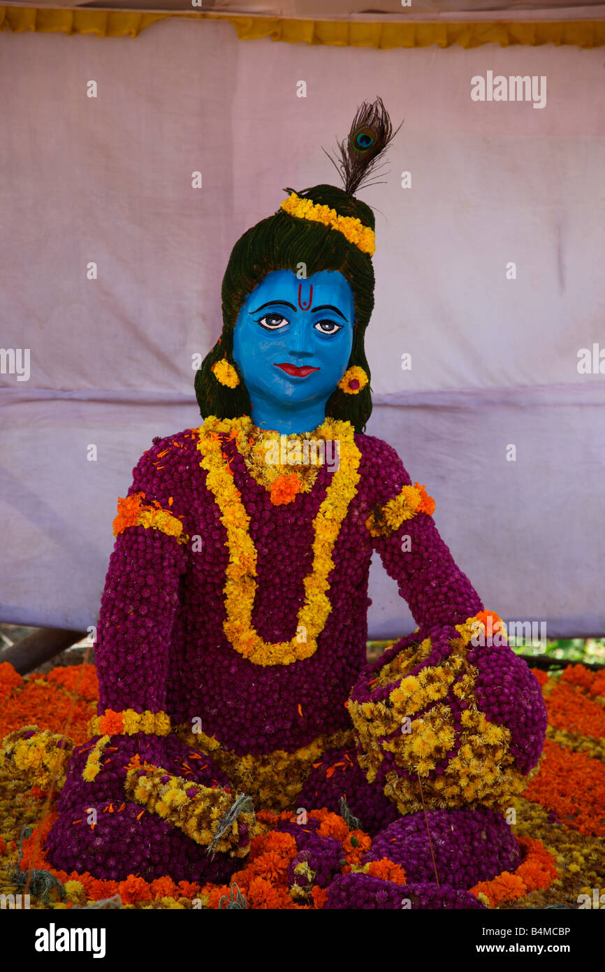Idol of lord krishna hi-res stock photography and images - Alamy