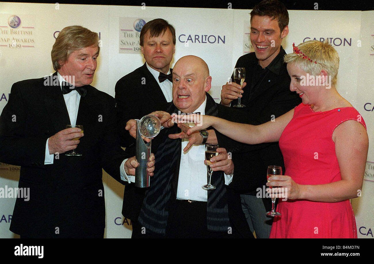 Cast of Coronation Street receive award May 1999 at the British Soap ...